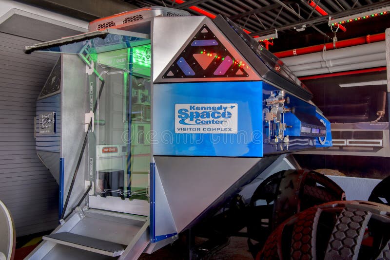 Mars Rover Vehicle Navigator Lab Editorial Photography - Image of nasa ...