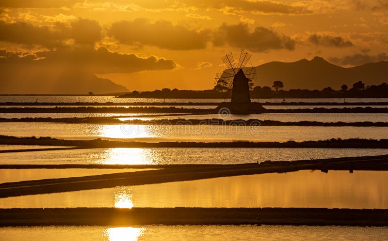 Marsala Salt Pans at Sunset, Sicily, Italy Stock Image - Image of ...
