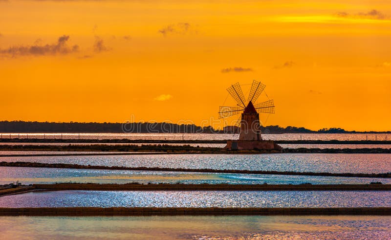 Marsala Salt Pans at Sunset, Sicily, Italy Stock Image - Image of ...