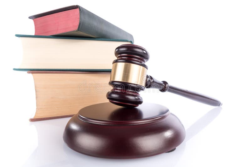 Martillo Del Juez Con Los Libros De Ley Imagen de archivo - Imagen de ...