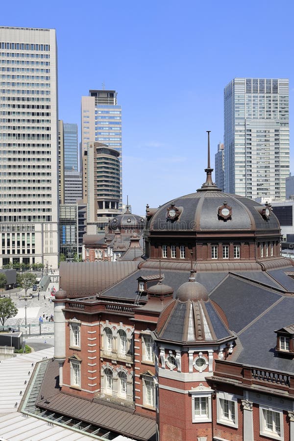 Marunouchi Station Building of Tokyo Station Stock Photo - Image of ...
