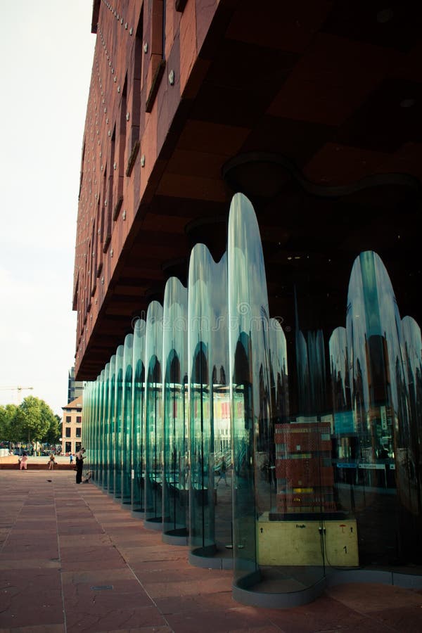 Museum Aan DE Stroom (MAS) Langs De Rivier Schelde in Antwerpen ...