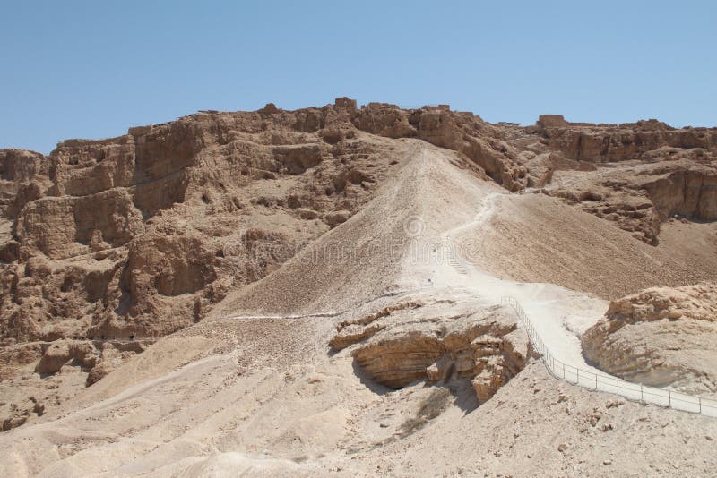 Masada Roman Ramp Path, Israel Stockfoto - Bild von wüste, klippe ...