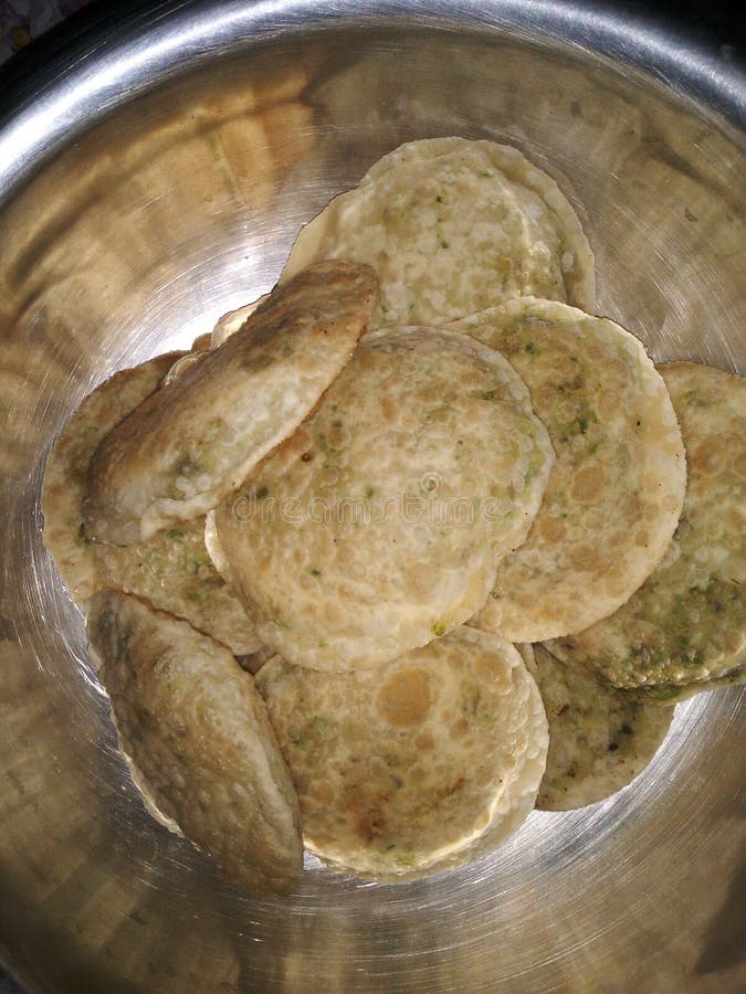 Masala Puri after Fried, Indian Dish. Stock Photo - Image of food ...