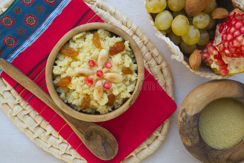 Masfouf - Tunisian Tradicional Cuscuz Abrandado Imagem de Stock ...