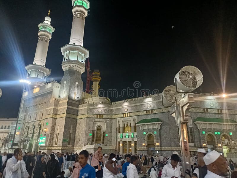 Masjidil Harram Mekha editorial stock image. Image of beautiful - 267139359
