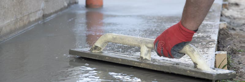 Mason Leveling and Screeding Concrete Floor Base Stock Photo - Image of ... Mason Leveling and Screeding Concrete Floor Base Stock Photo - Image of ...