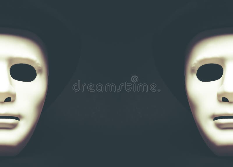 Masque Humain Blanc De Carnaval D'isolement Sur Le Fond Foncé Photo ...