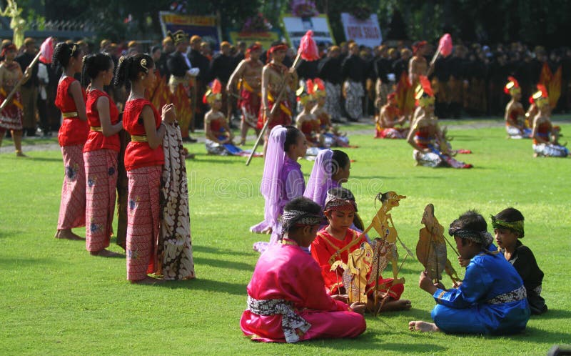 Mass dance editorial photo. Image of java, tradition - 32542666