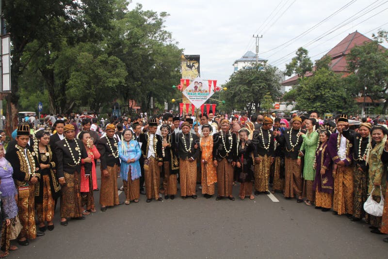 Mass wedding editorial photography. Image of java, central - 36220107