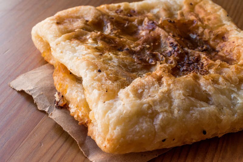 Massa Folhada Turca Borek Talas Boregi Feito Com Millefeuille Foto de ...
