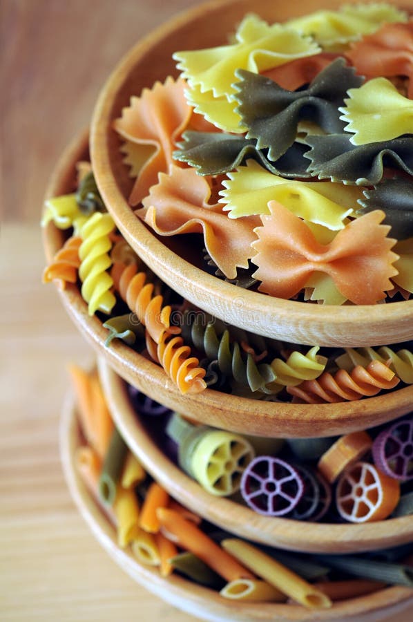 Massas coloridas foto de stock. Imagem de seco, carboidrato - 29235998