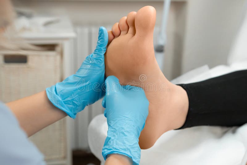 Masseur is Giving a Foot Massage To a Woman Stock Image - Image of ... Masseur is Giving a Foot Massage To a Woman Stock Image - Image of ...
