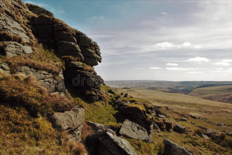 Vue De Massif De Roche Rugueux Photo stock - Image du rugueux, pierre ...