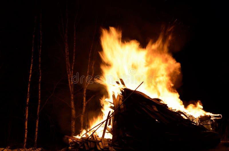 Massive Bonfire in Winter Night Stock Photo - Image of closeup, flaming ...
