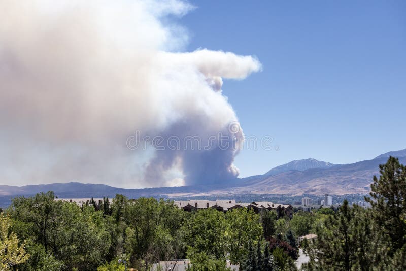 Massive Plume of Wildfire Smoke Seen Over Reno Nevada from the Davis ...