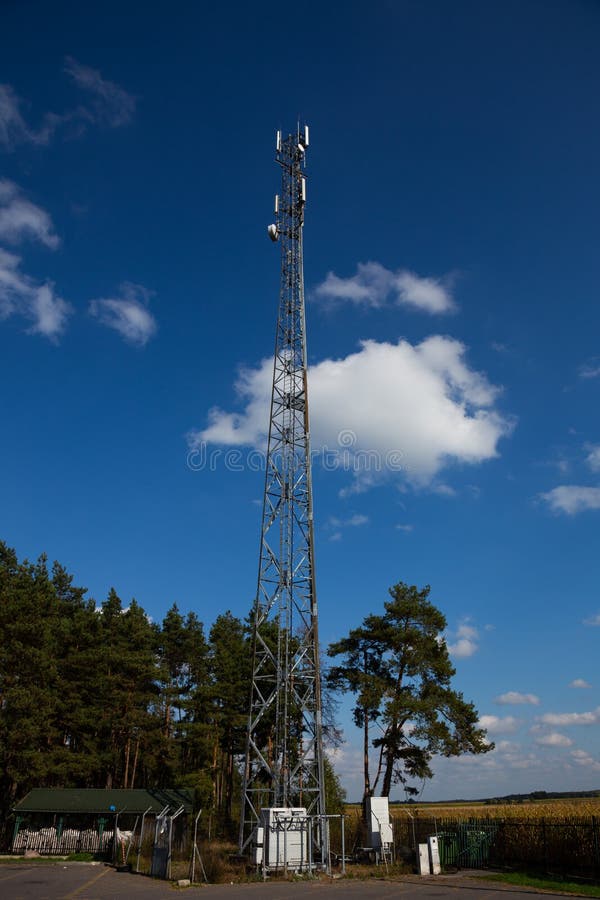 Mast of the Cellular Network Stock Photo - Image of outdoors, phone ...
