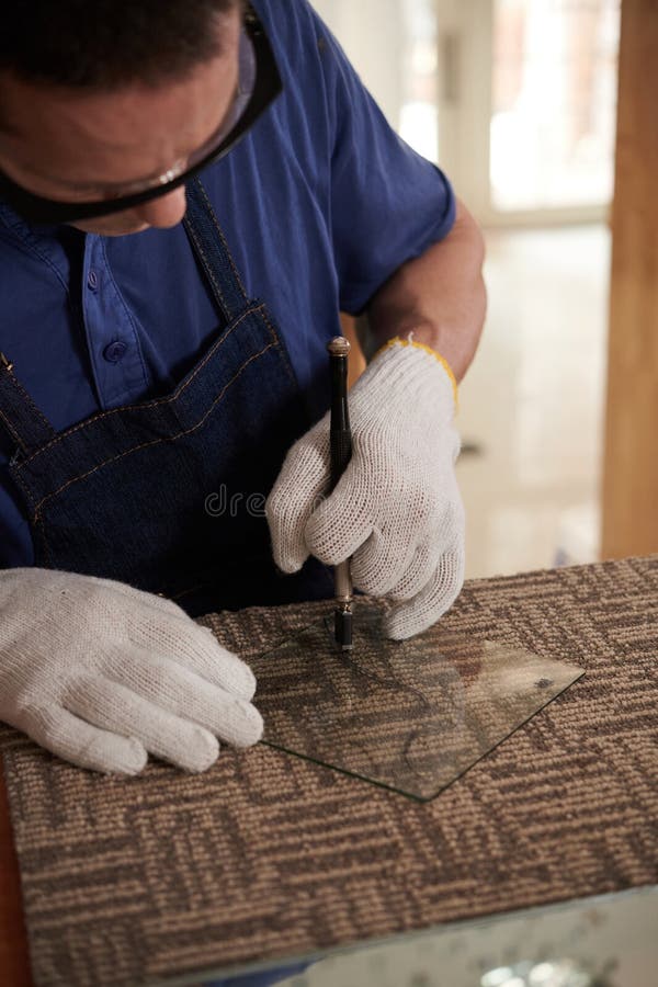 Master Cutting Glass To Create Artwork Stock Image - Image of shape ...