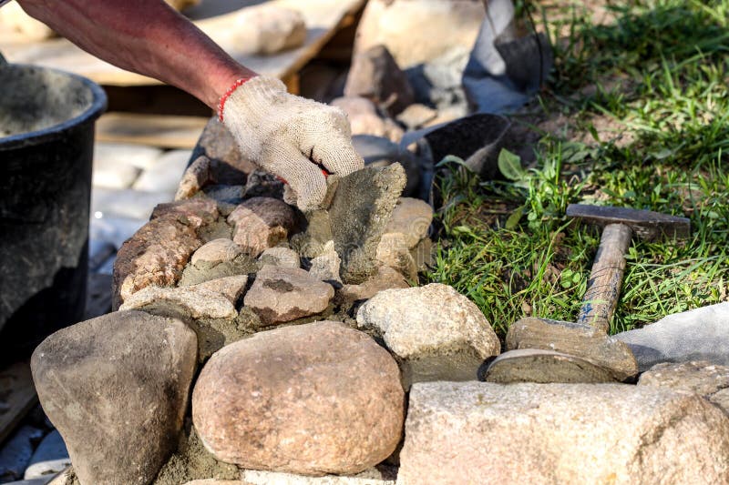 Hands of an Old Master Mason Stock Image - Image of worker, bricklayer ...