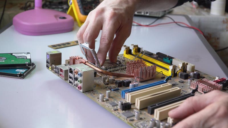 Master repairs chip stock footage. Video of screwdriver - 144631782