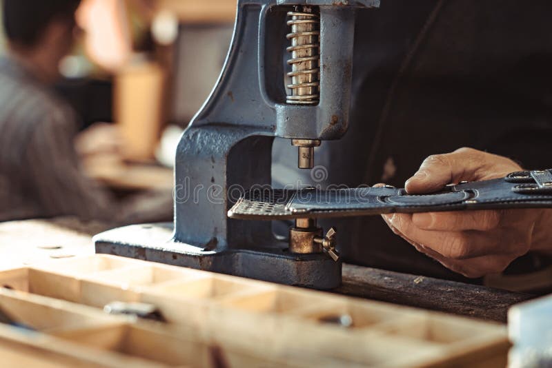 The Master Works with the Vice Stock Image - Image of hands, leather ...