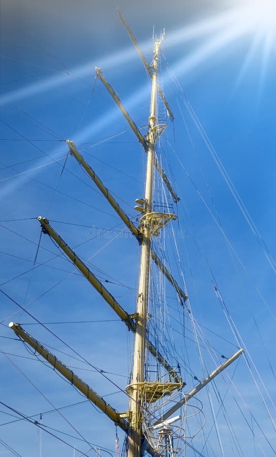 The Sailboat mast stock photo. Image of mast, cleat - 139040568