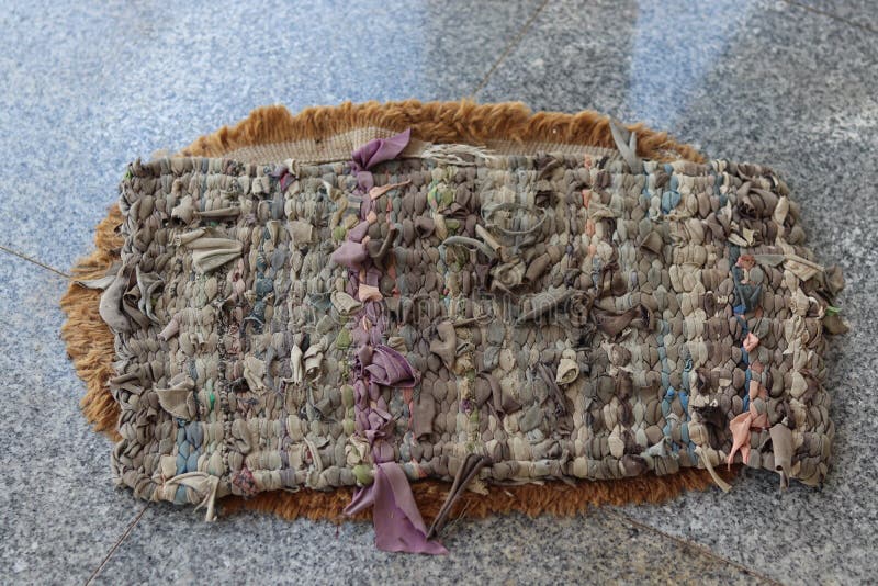 Cleaning feet carpet stock image. Image of doorstep, door - 32298669