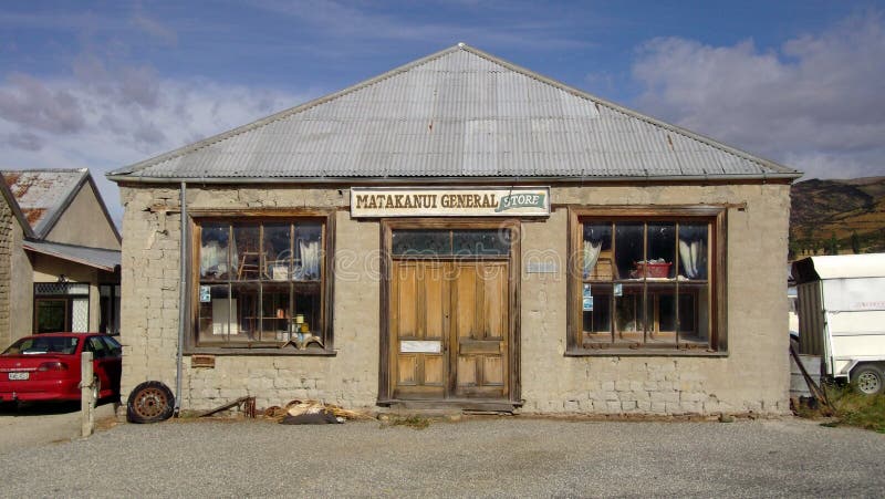 Matakanui store editorial stock image. Image of runs - 75362074