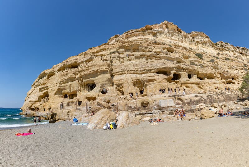 Matala Caves and Beach editorial photography. Image of leisure - 305420372