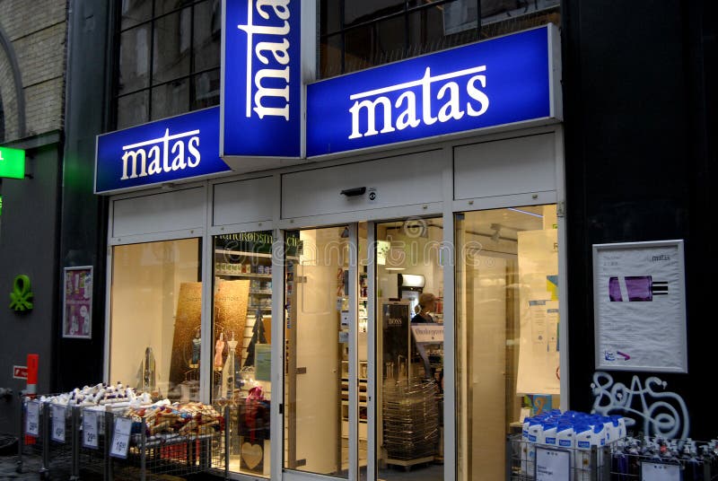 MATAS-GROOTWINKELBEDRIJF redactionele stock afbeelding. Image of ...