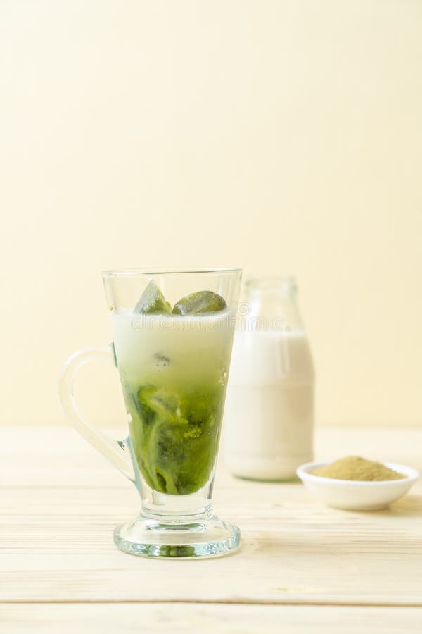 Matcha Green Tea Ice Cube with Milk Stock Image - Image of cubes, green ...
