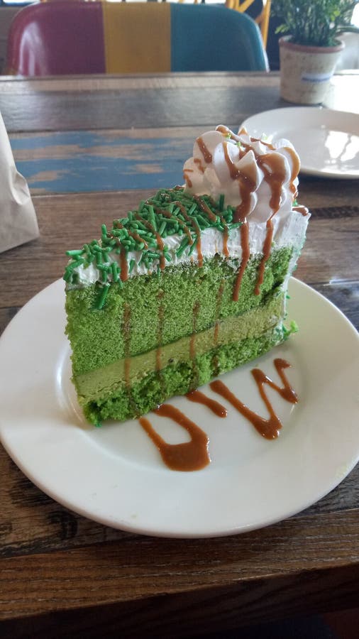Matcha mousse cake stock photo. Image of aesthetic, delicious - 173234876