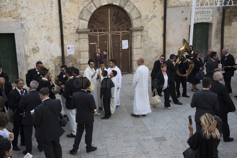 Matera, Italia 16 Settembre 2017: Processione Religiosa T Votata ...