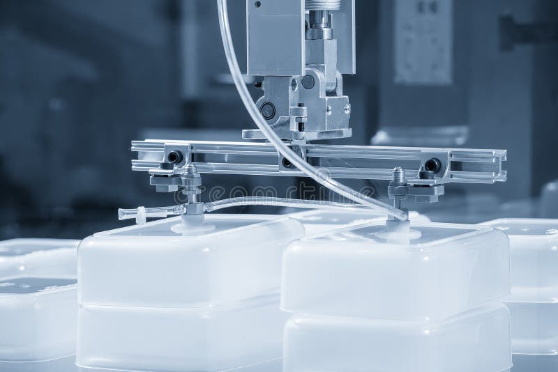 130 Injection Molding Robotic Arm Stock Photos - Free & Royalty-Free ...