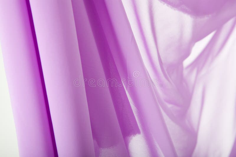Material viola immagine stock. Immagine di rullo, bianco - 16510365
