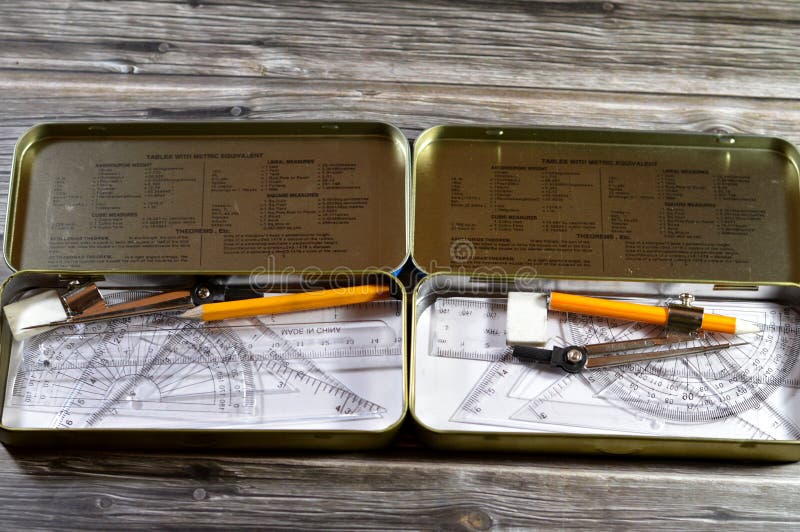 Mathematical Instrument Box, Geometry Set in Metal Case for Students in ...