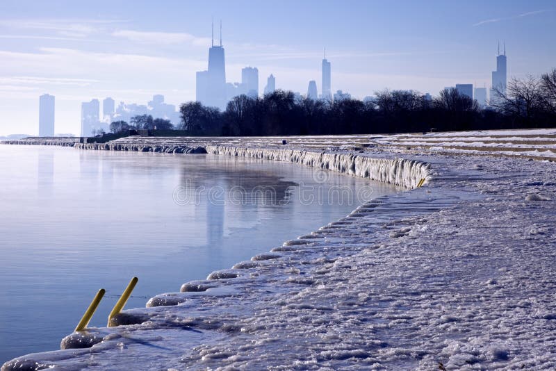Matin de l'hiver Chicago image stock. Image du glace - 12931025