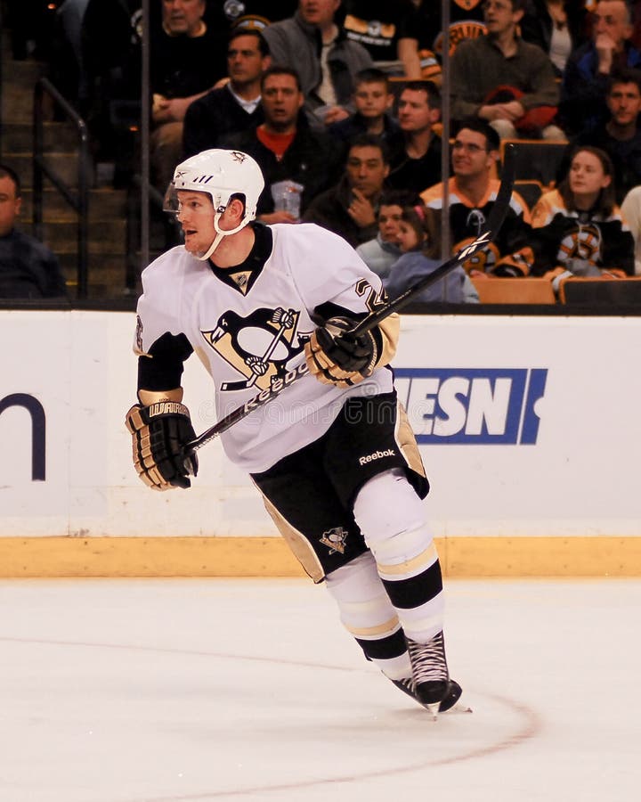 Matt Cooke and Sidney Crosby Editorial Photography - Image of visor ...