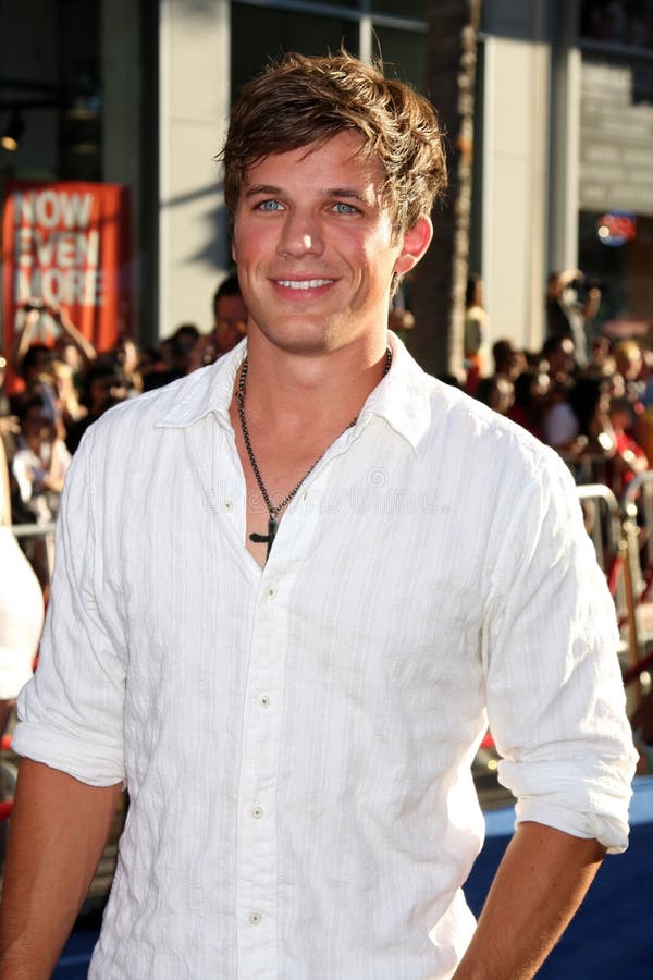 Matt Lanter editorial stock photo. Image of star, 2008 - 34674073