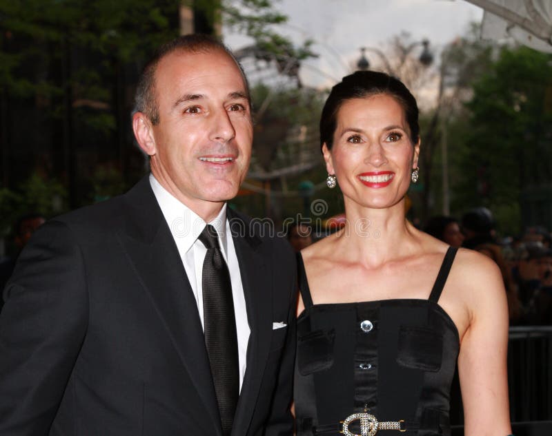 Matt Lauer y Annette Roque foto editorial. Imagen de comportamiento ...