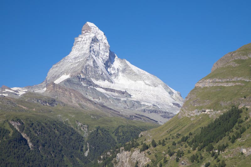 The Matterhorn Peak Over the Mattertal Valley in Walliser Alps Stock ...
