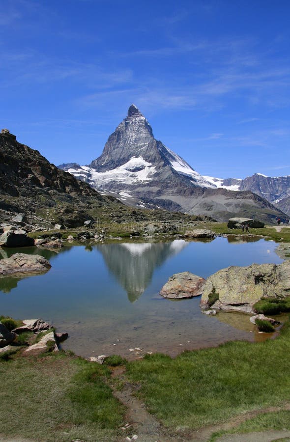 Matterhorn, Schweizer Alpen, Die Schweiz Stockfoto - Bild von steil ...