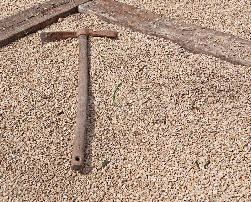Mattock Stock Photos - Download 1,128 Royalty Free Photos