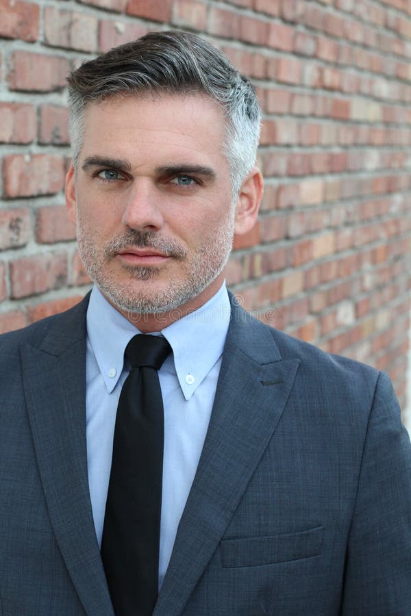 1,233,000+ Older gentleman model Free Stock Photos - StockFreeImages