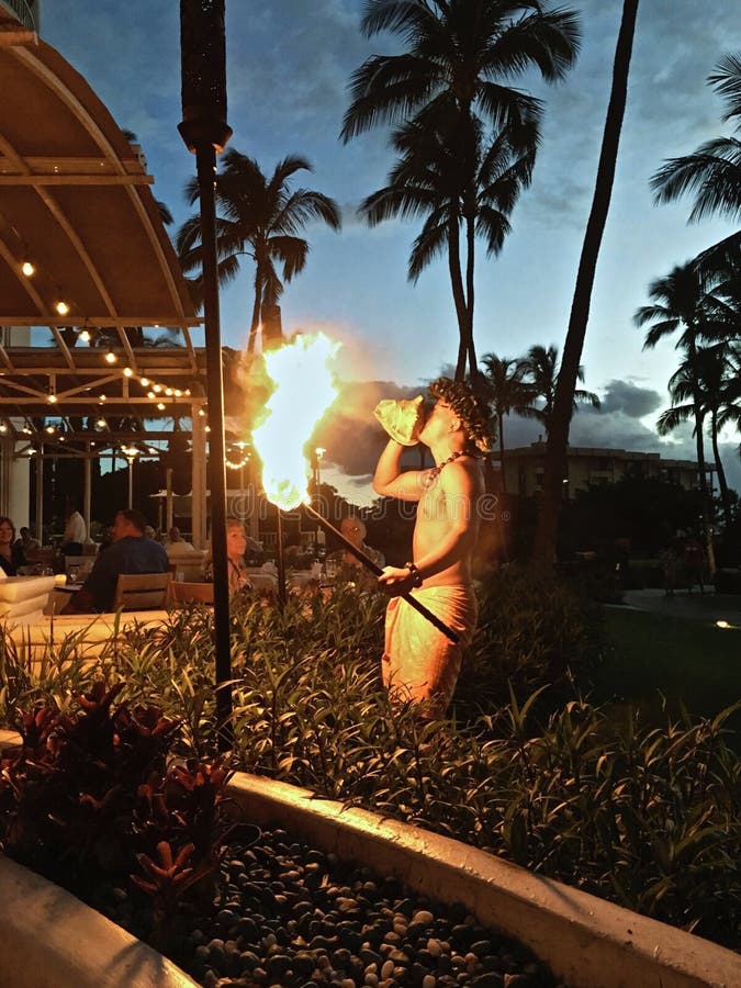 Maui torch lighting editorial photography. Image of loincloth - 79831237