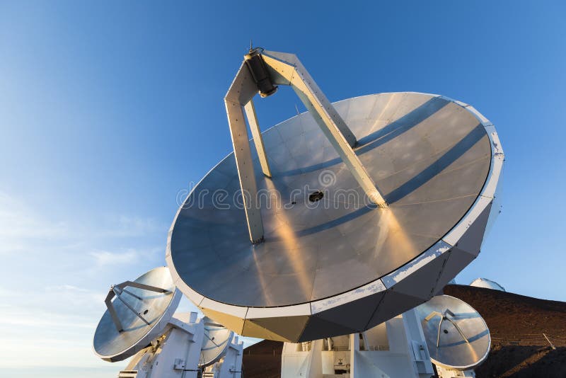 Mauna Kea Smithsonian Submillimeter Array, Isla Grande, Hawaii Imagen ...