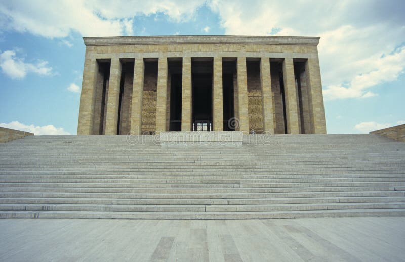 Mausoleo de Ataturk foto editorial. Imagen de pavo, ataturk - 1058941