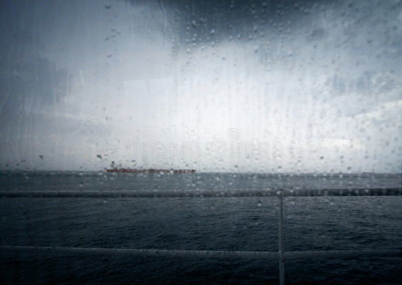 Mauvais temps en mer image stock. Image du bateaux, mauvais - 24567057