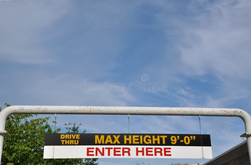 112 Maximum Height Sign Stock Photos - Free & Royalty-Free Stock Photos ...