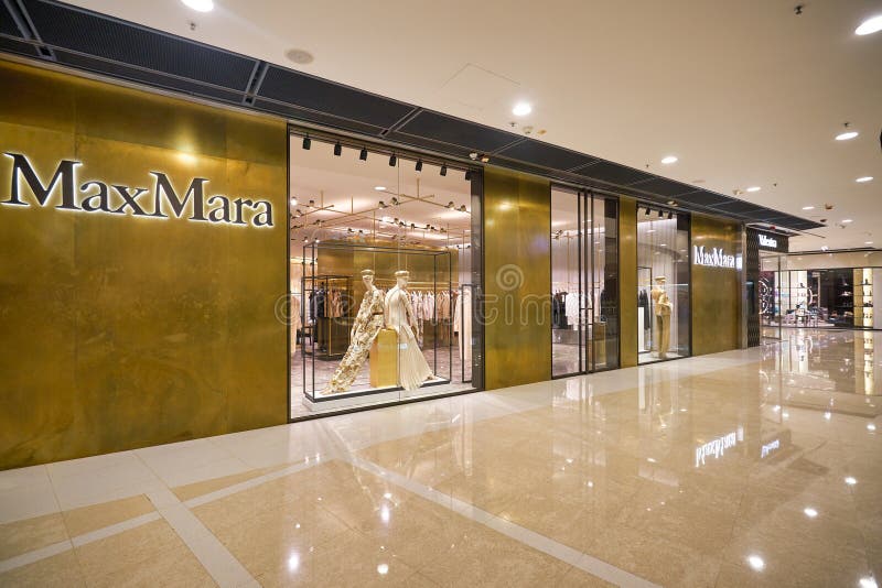 Max Mara Store at IFC Mall in Hong Kong Editorial Photo - Image of mall ...